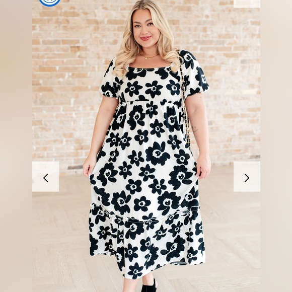 Polagram | Dresses | Polagram Hot Topic Square Neck Floral Puff Sleeve ...